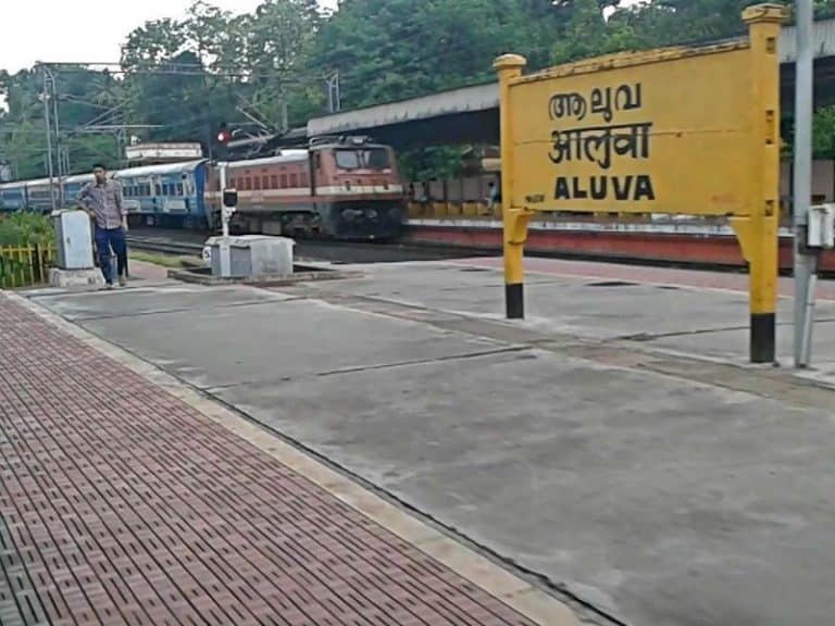 Nearest Railway Station to Munnar in Kerala | Munnar Insider Travel Blog