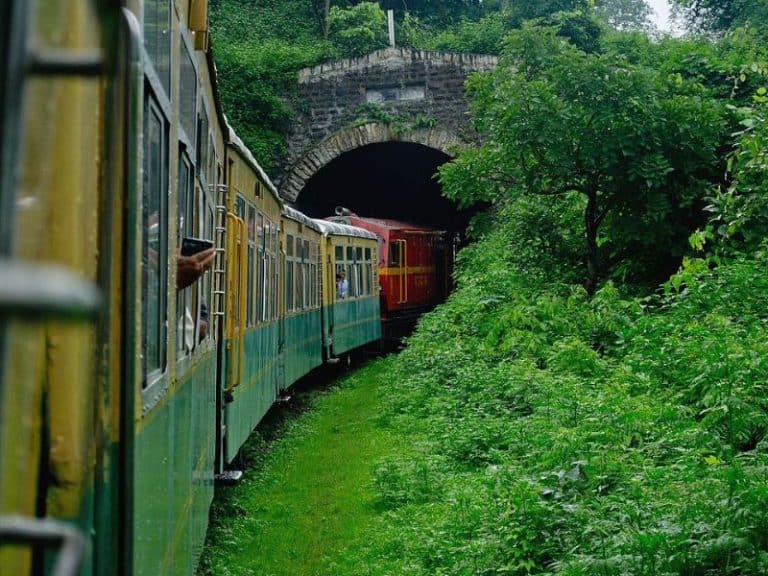 How to Plan your Trip from Chennai to Munnar ?-Distance, Car, Road ...